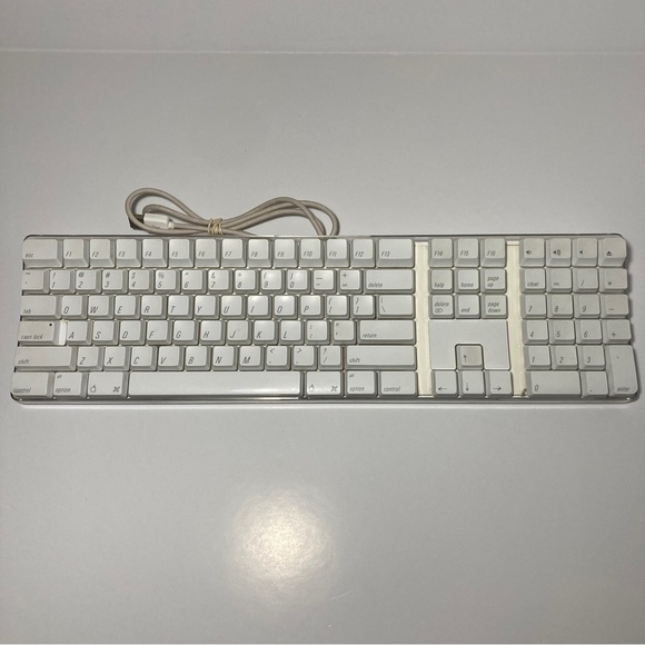 Apple | Computers, Laptops & Parts | Genuine Apple A48 Usb Wired Keyboard Built In 2 Port Usb ...